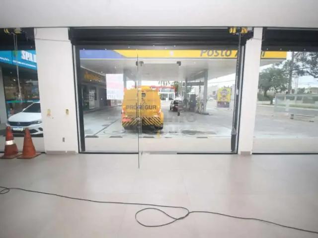 Conj. Comercial / Sala para Locação em Pelotas/RS Areal