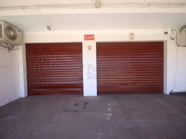 Conj. Comercial / Sala para Locação em Pelotas/RS Areal 1 Quartos