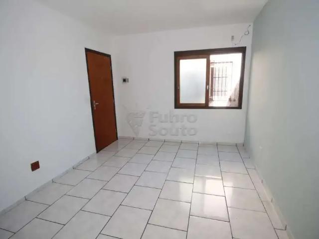 Conj. Comercial / Sala para Locação em Pelotas/RS Centro