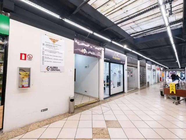 Conj. Comercial / Sala para Locação em Pelotas/RS Centro
