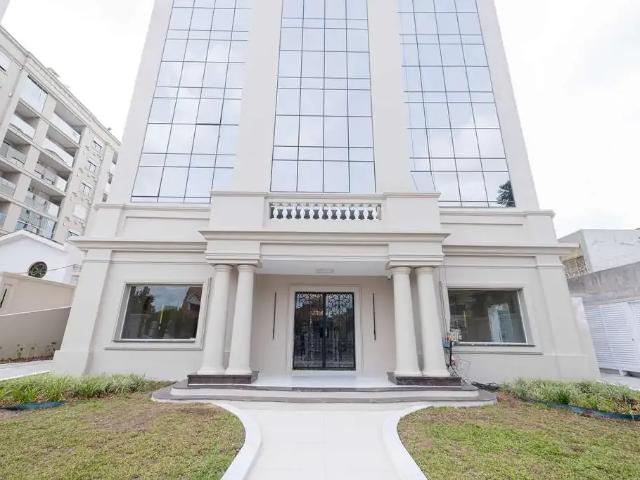 Conj. Comercial / Sala para Locação em Pelotas/RS Centro