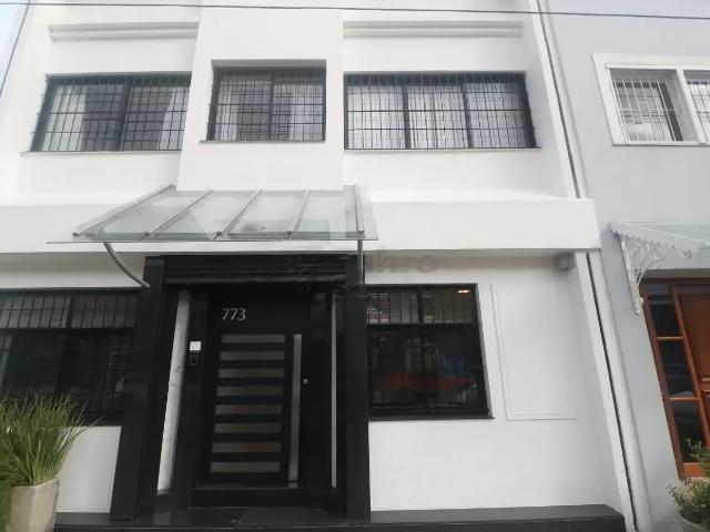 Conj. Comercial / Sala para Locação em Pelotas/RS Centro