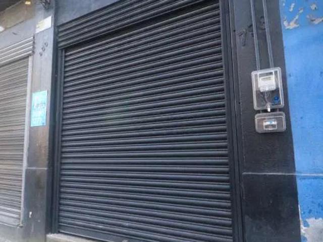 Conj. Comercial / Sala para Locação em Pelotas/RS Centro