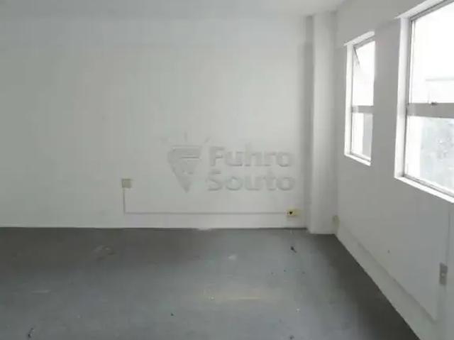 Conj. Comercial / Sala para Locação em Pelotas/RS Centro