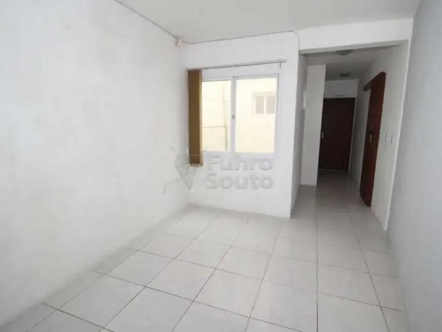 Conj. Comercial / Sala para Locação em Pelotas/RS Centro