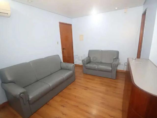 Conj. Comercial / Sala para Locação em Pelotas/RS Centro