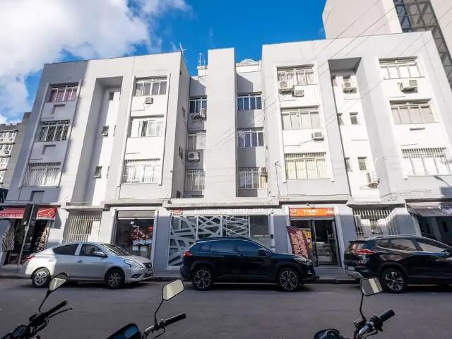 Conj. Comercial / Sala para Locação em Pelotas/RS Centro