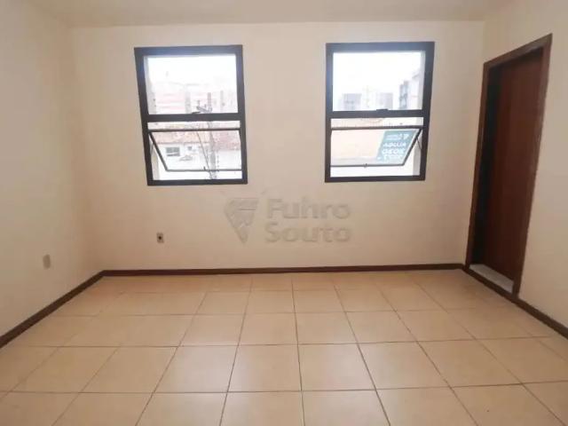 Conj. Comercial / Sala para Locação em Pelotas/RS Centro