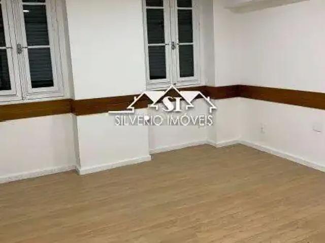 Conj. Comercial / Sala para Locação em Petrópolis/RJ Centro