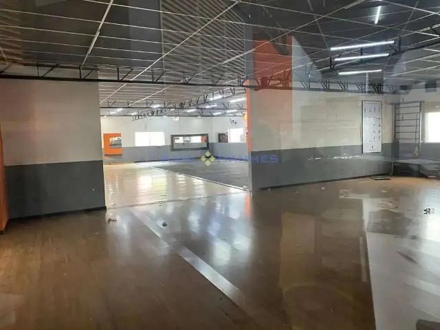 Conj. Comercial / Sala para Locação em Petrópolis/RJ Centro