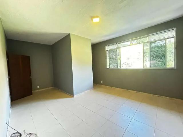 Conj. Comercial / Sala para Locação em Petrópolis/RJ Itaipava