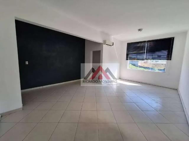 Conj. Comercial / Sala para Locação em Pindamonhangaba/SP Mombaça