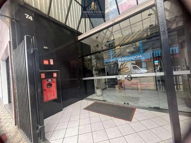 Conj. Comercial / Sala para Locação em Pindamonhangaba/SP Centro