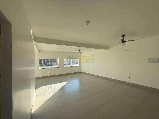 Conj. Comercial / Sala para Locação em Pindamonhangaba/SP Santana