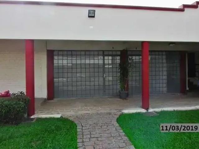 Conj. Comercial / Sala para Locação em Pinhais/PR Centro