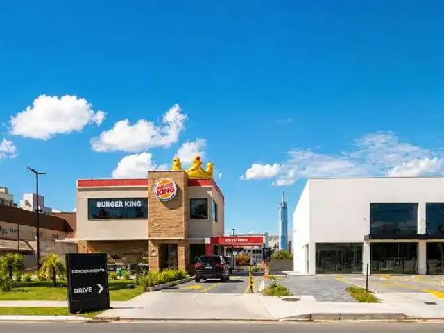 Conj. Comercial / Sala para Locação em Pinhais/PR Estância Pinhais 1 Quartos