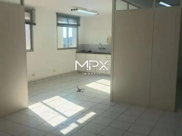Conj. Comercial / Sala para Locação em Piracicaba/SP Centro