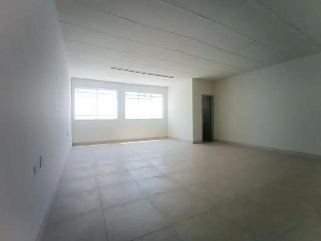 Conj. Comercial / Sala para Locação em Piracicaba/SP Centro
