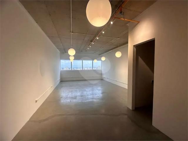 Conj. Comercial / Sala para Locação em Piracicaba/SP Cidade Alta