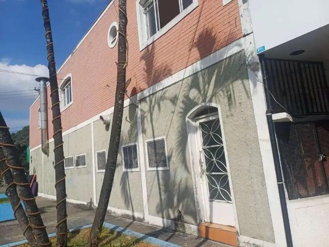 Conj. Comercial / Sala para Locação em Poá/SP Centro