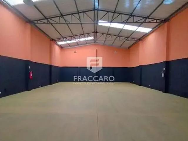 Conj. Comercial / Sala para Locação em Ponta Grossa/PR Boa Vista 2 Quartos