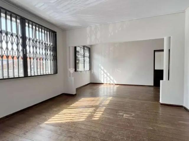 Conj. Comercial / Sala para Locação em Ponta Grossa/PR Centro