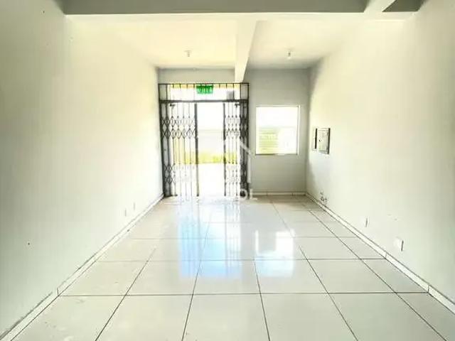 Conj. Comercial / Sala para Locação em Ponta Grossa/PR Centro