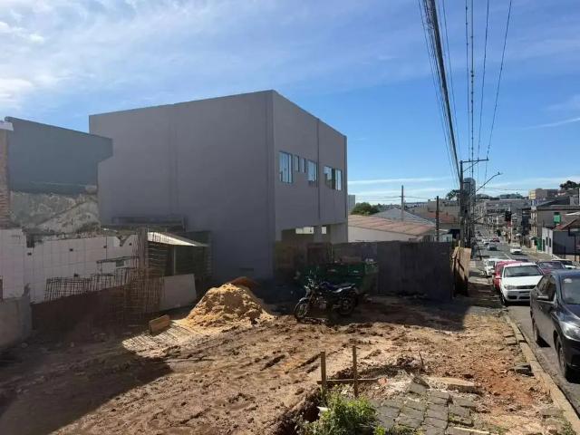 Conj. Comercial / Sala para Locação em Ponta Grossa/PR Centro