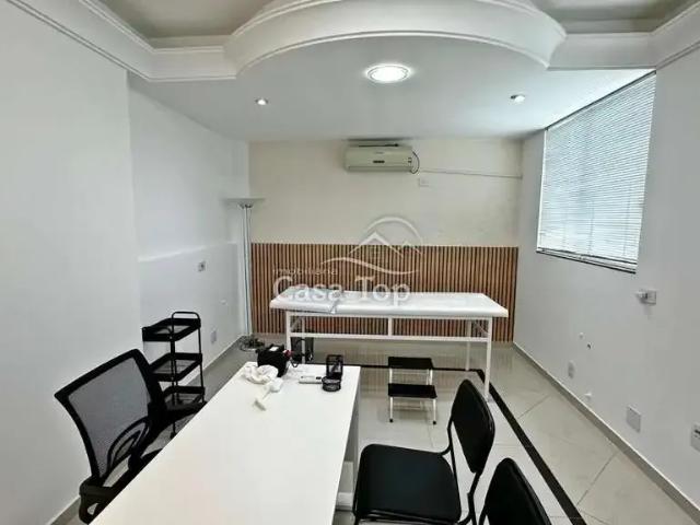 Conj. Comercial / Sala para Locação em Ponta Grossa/PR Centro 1 Quartos