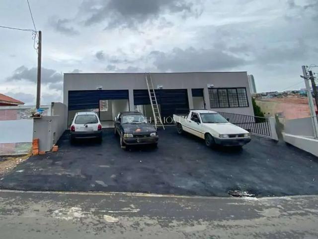 Conj. Comercial / Sala para Locação em Ponta Grossa/PR Jardim Carvalho