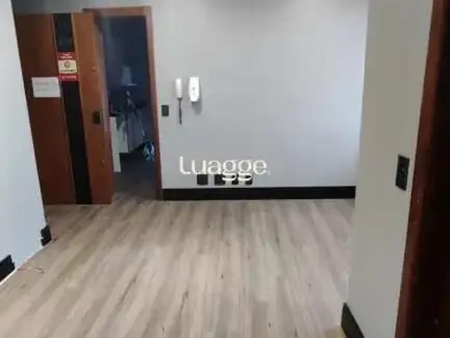 Conj. Comercial / Sala para Locação em Porto Alegre/RS Menino Deus 2 Quartos