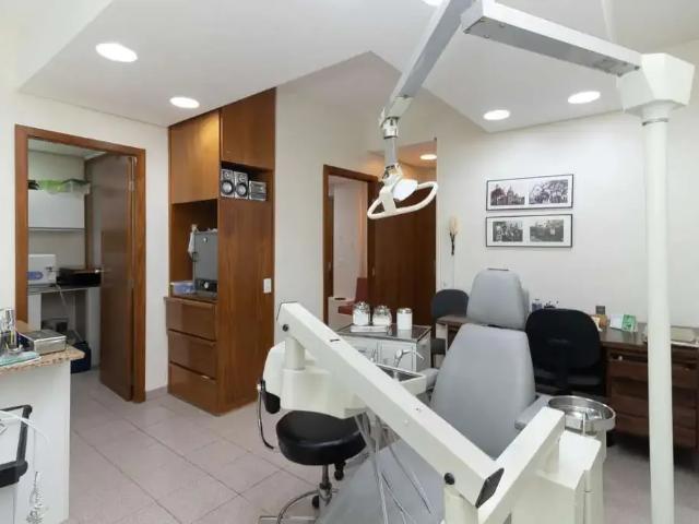 Conj. Comercial / Sala para Locação em Porto Alegre/RS Moinhos de Vento 1 Quartos