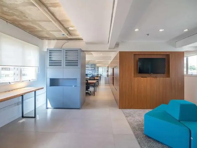 Conj. Comercial / Sala para Locação em Porto Alegre/RS Auxiliadora