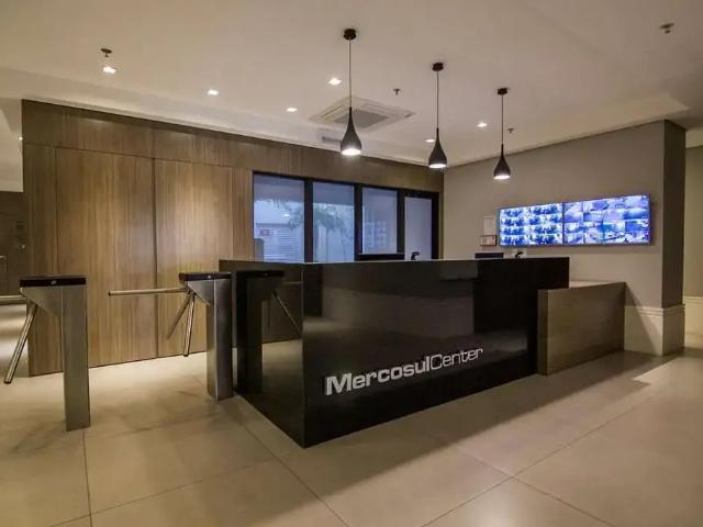Conj. Comercial / Sala para Locação em Porto Alegre/RS Auxiliadora 1 Quartos