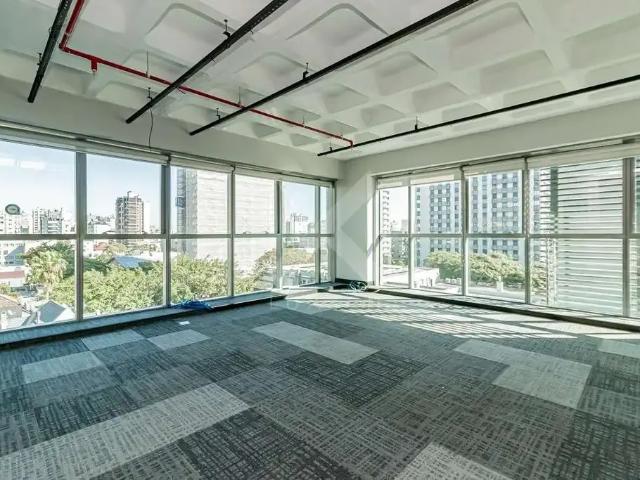 Conj. Comercial / Sala para Locação em Porto Alegre/RS Auxiliadora