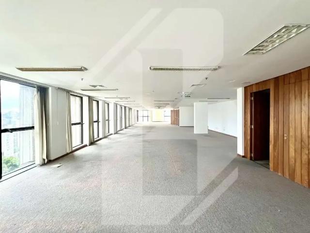 Conj. Comercial / Sala para Locação em Porto Alegre/RS Auxiliadora
