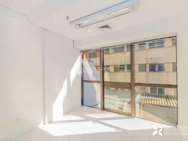 Conj. Comercial / Sala para Locação em Porto Alegre/RS Auxiliadora