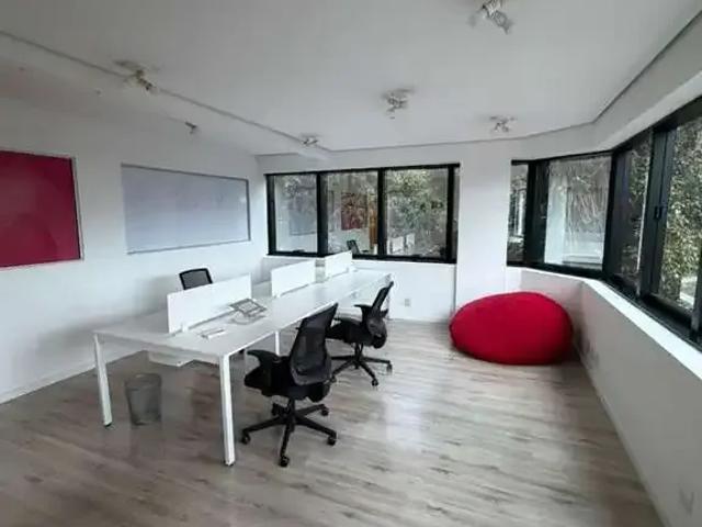 Conj. Comercial / Sala para Locação em Porto Alegre/RS Auxiliadora