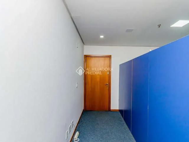 Conj. Comercial / Sala para Locação em Porto Alegre/RS Auxiliadora