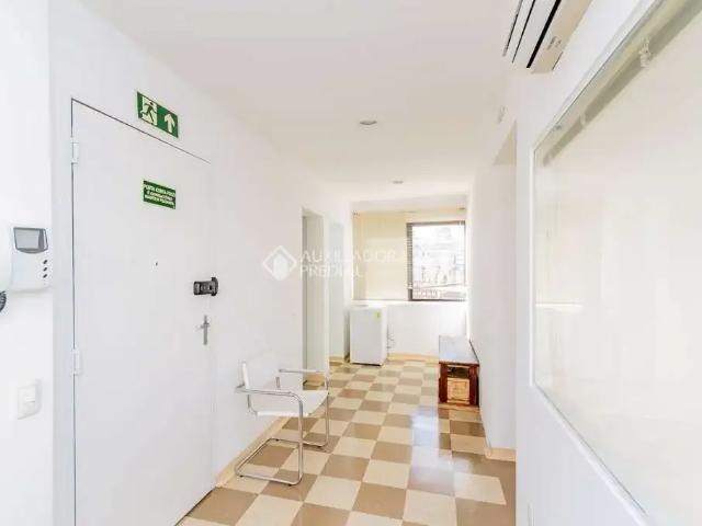 Conj. Comercial / Sala para Locação em Porto Alegre/RS Auxiliadora