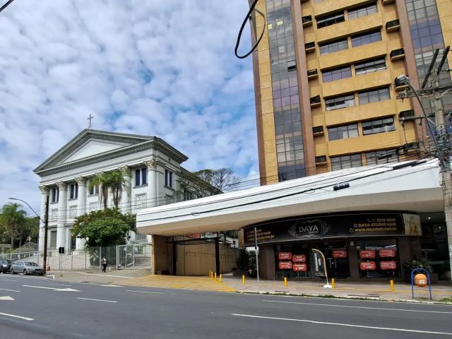 Conj. Comercial / Sala para Locação em Porto Alegre/RS Auxiliadora