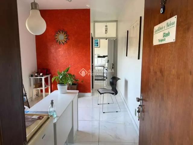 Conj. Comercial / Sala para Locação em Porto Alegre/RS Cavalhada 1 Quartos