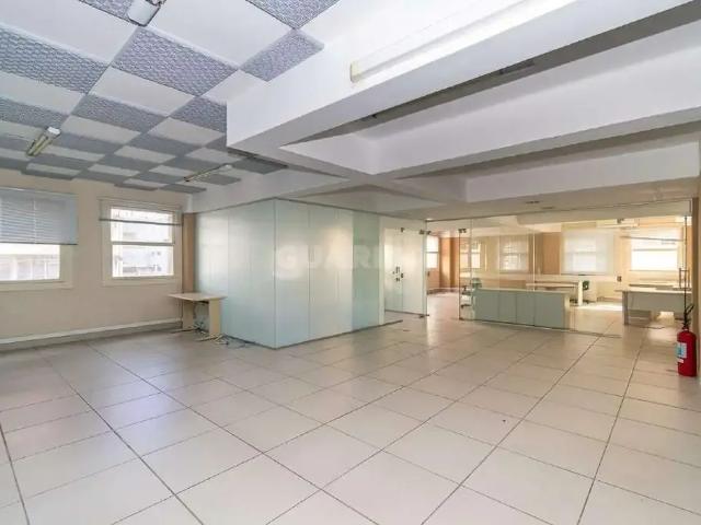 Conj. Comercial / Sala para Locação em Porto Alegre/RS Centro Histórico