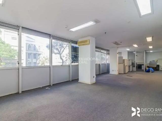 Conj. Comercial / Sala para Locação em Porto Alegre/RS Centro Histórico