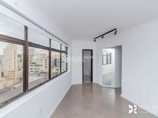 Conj. Comercial / Sala para Locação em Porto Alegre/RS Centro Histórico