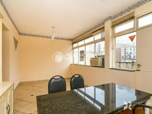 Conj. Comercial / Sala para Locação em Porto Alegre/RS Centro Histórico