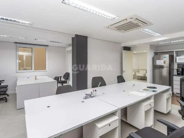 Conj. Comercial / Sala para Locação em Porto Alegre/RS Centro Histórico