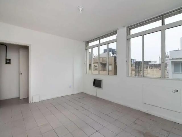 Conj. Comercial / Sala para Locação em Porto Alegre/RS Centro Histórico