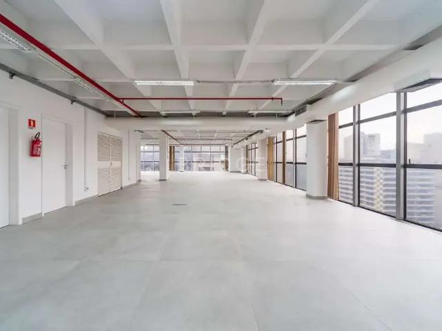 Conj. Comercial / Sala para Locação em Porto Alegre/RS Centro Histórico