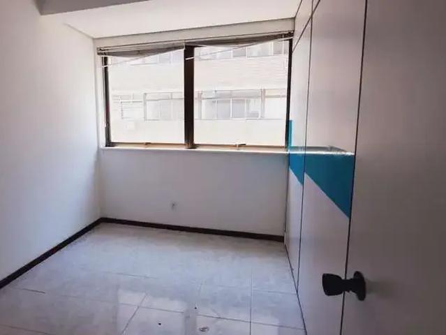 Conj. Comercial / Sala para Locação em Porto Alegre/RS Centro Histórico